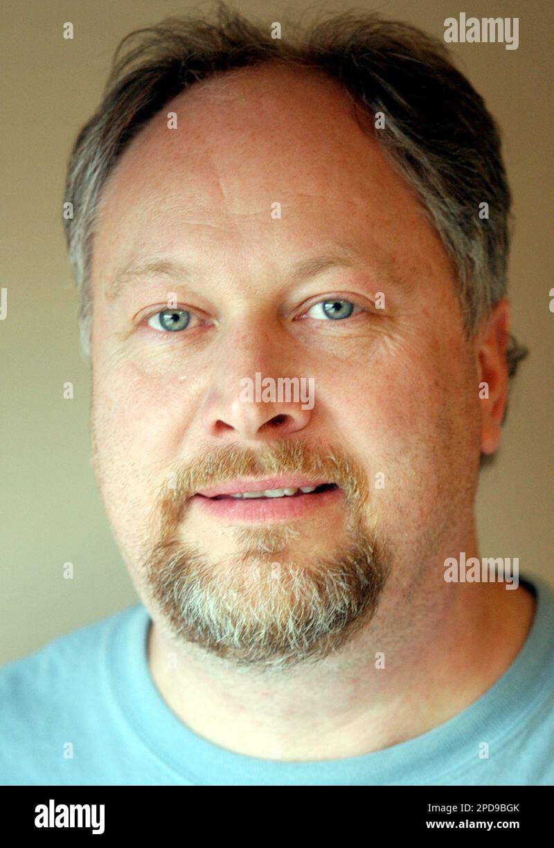 ** ADVANCE FOR WEEKEND, MARCH 18-19 ** Artist Jeff Bose, shown in this ...