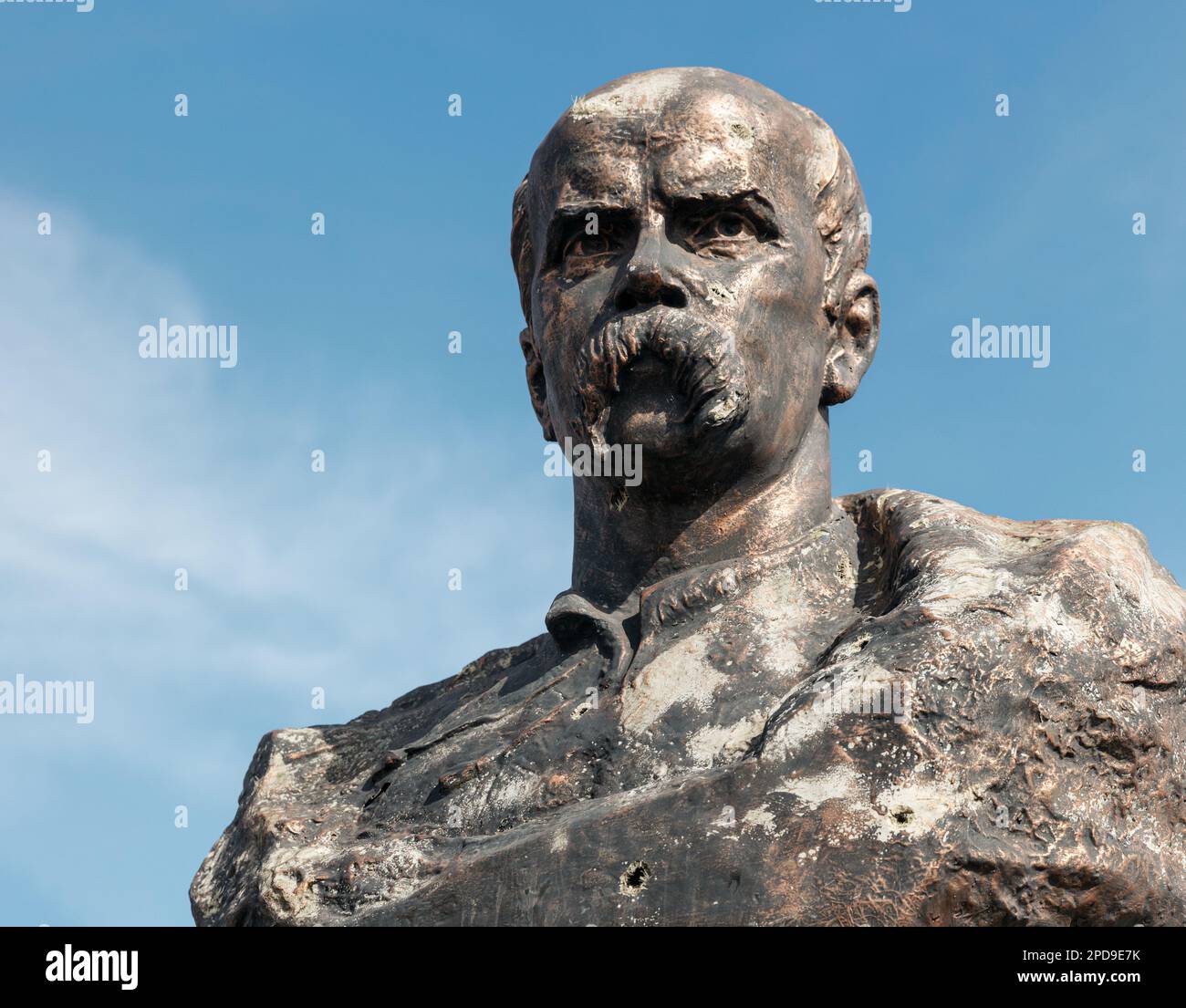 KHERSON, UKRAINE - Mar. 09, 2023: View of the monument to Ukrainian ...