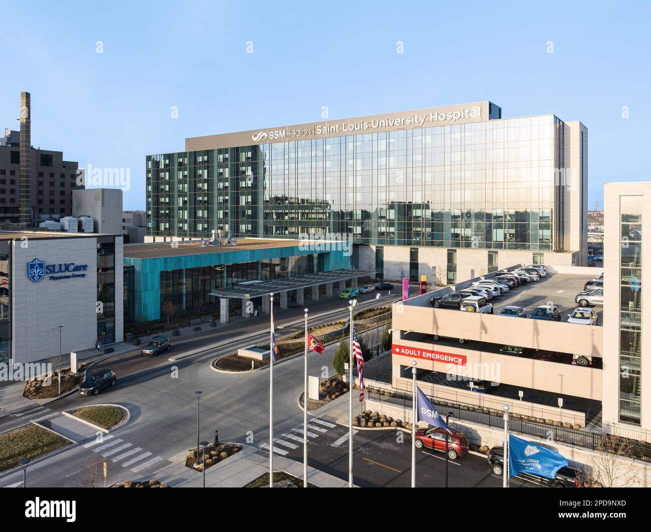Building hospital medicine healthcare hi-res stock photography and ...