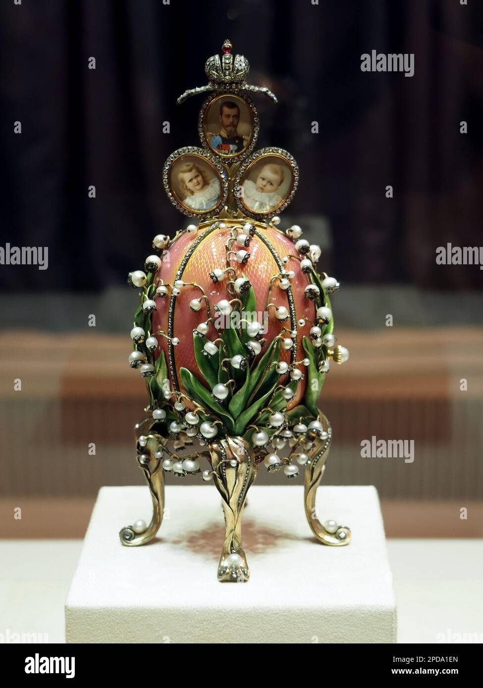 Original Fabergé egg, Faberge Museum in Shuvalov Palace, Saint ...