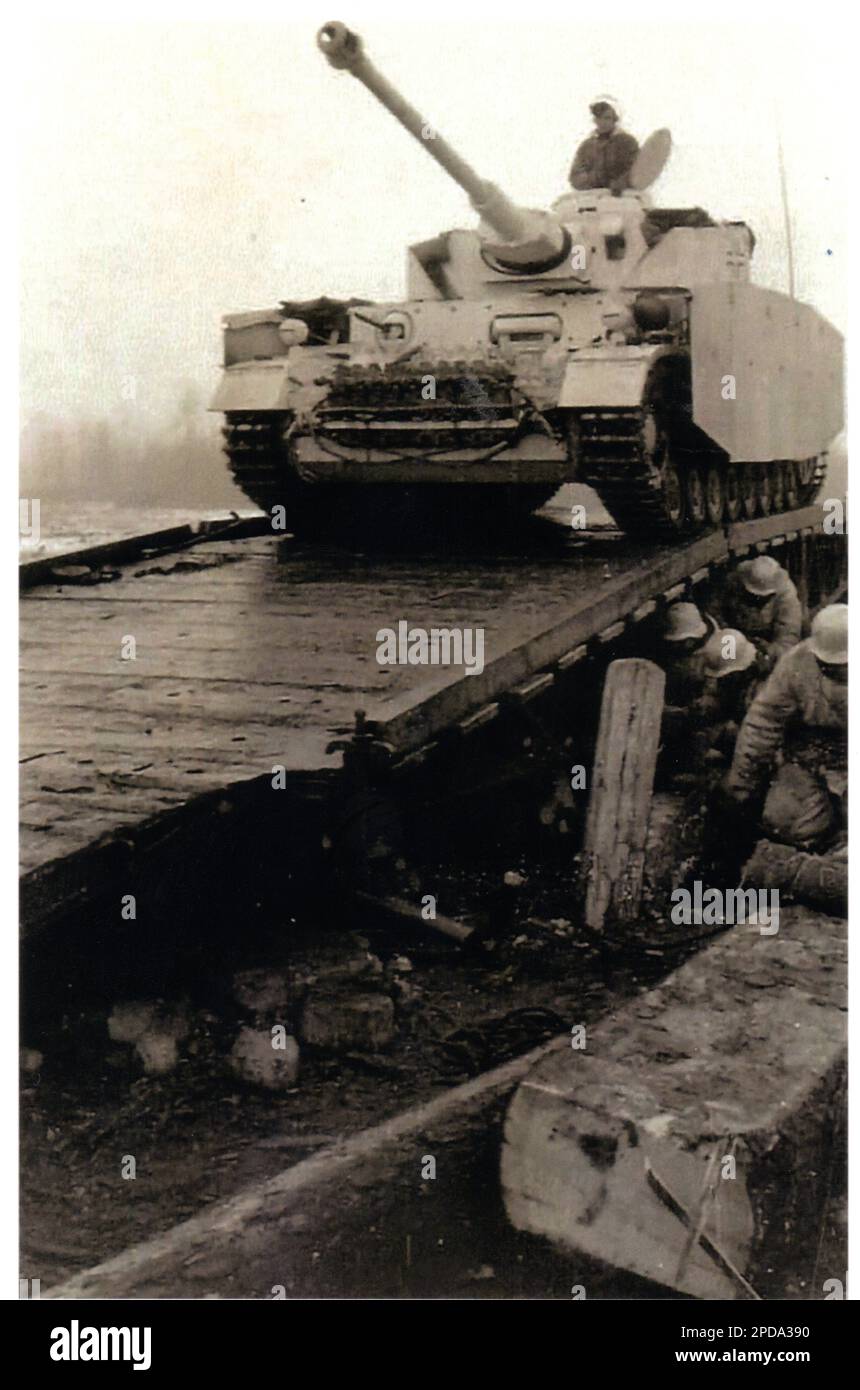 Winter 1943 1944 hi-res stock photography and images - Alamy