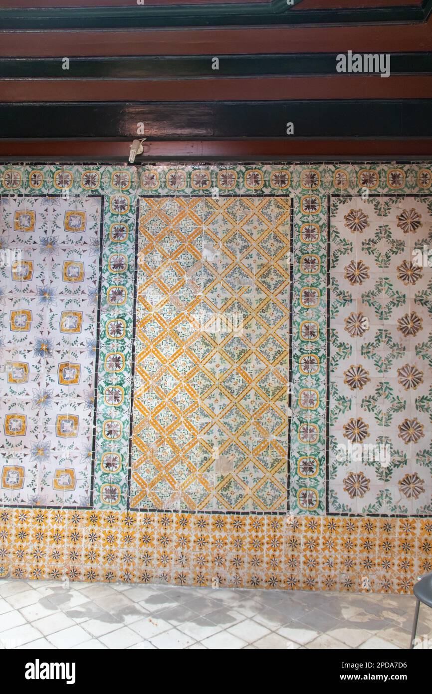 Tunisian royalty. Visit the Dar Lasram Hammouda Pacha Museum, a palace ...