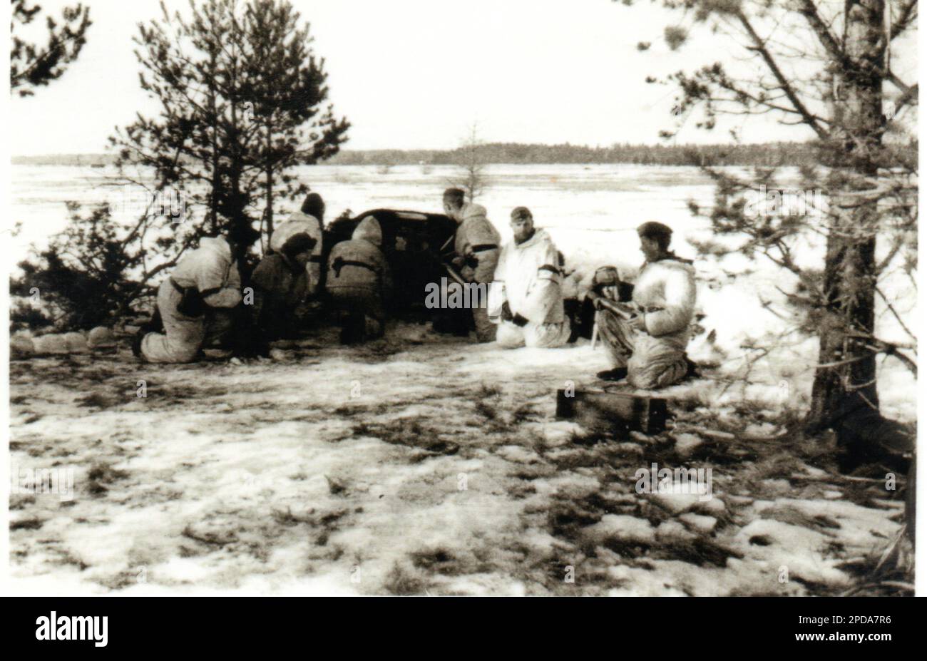 World War Two B&W photo German Soldiers with a 5cm Pak Anti-Tank Gun on ...