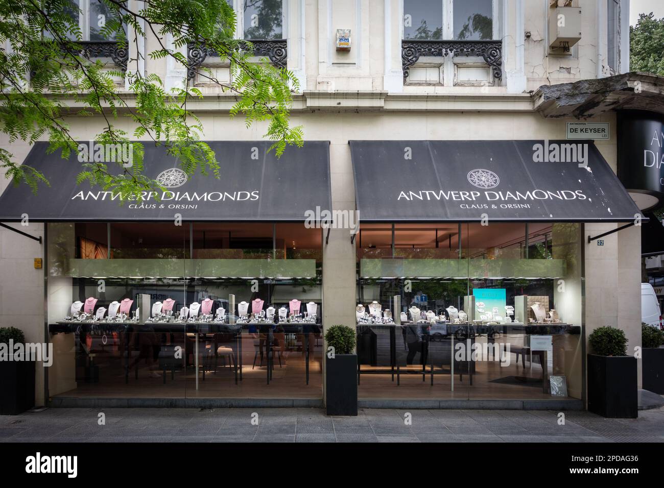Belgium business hi-res stock photography and images - Alamy