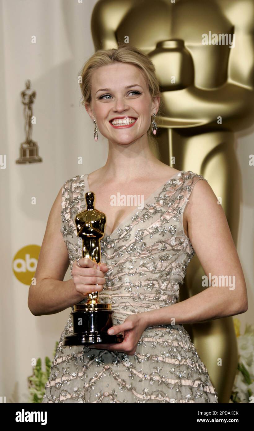 Reese Witherspoon Walk The Line Oscar