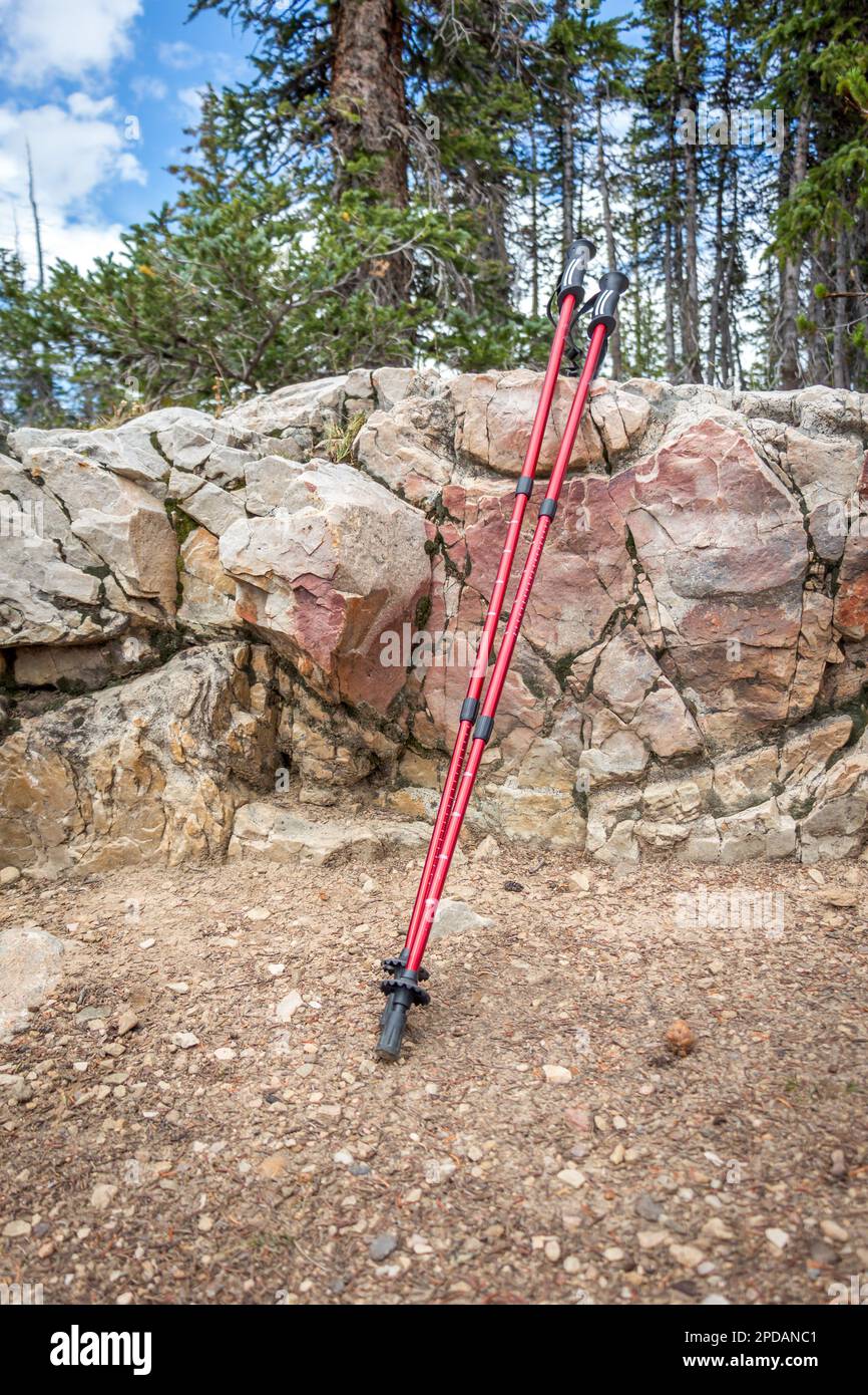 Leaning on a rock hi-res stock photography and images - Alamy