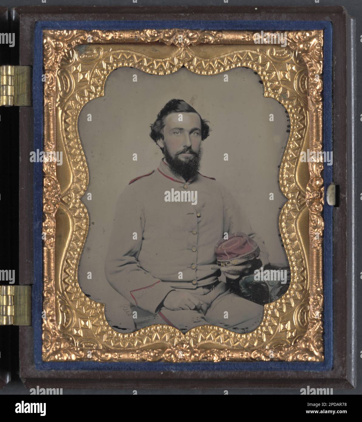 Unidentified soldier in Norfolk "Light Blues" Virginia Light Artillery ...