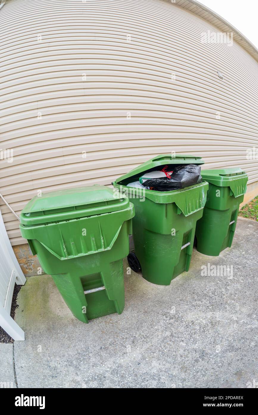 Full lens hi-res stock photography and images - Alamy