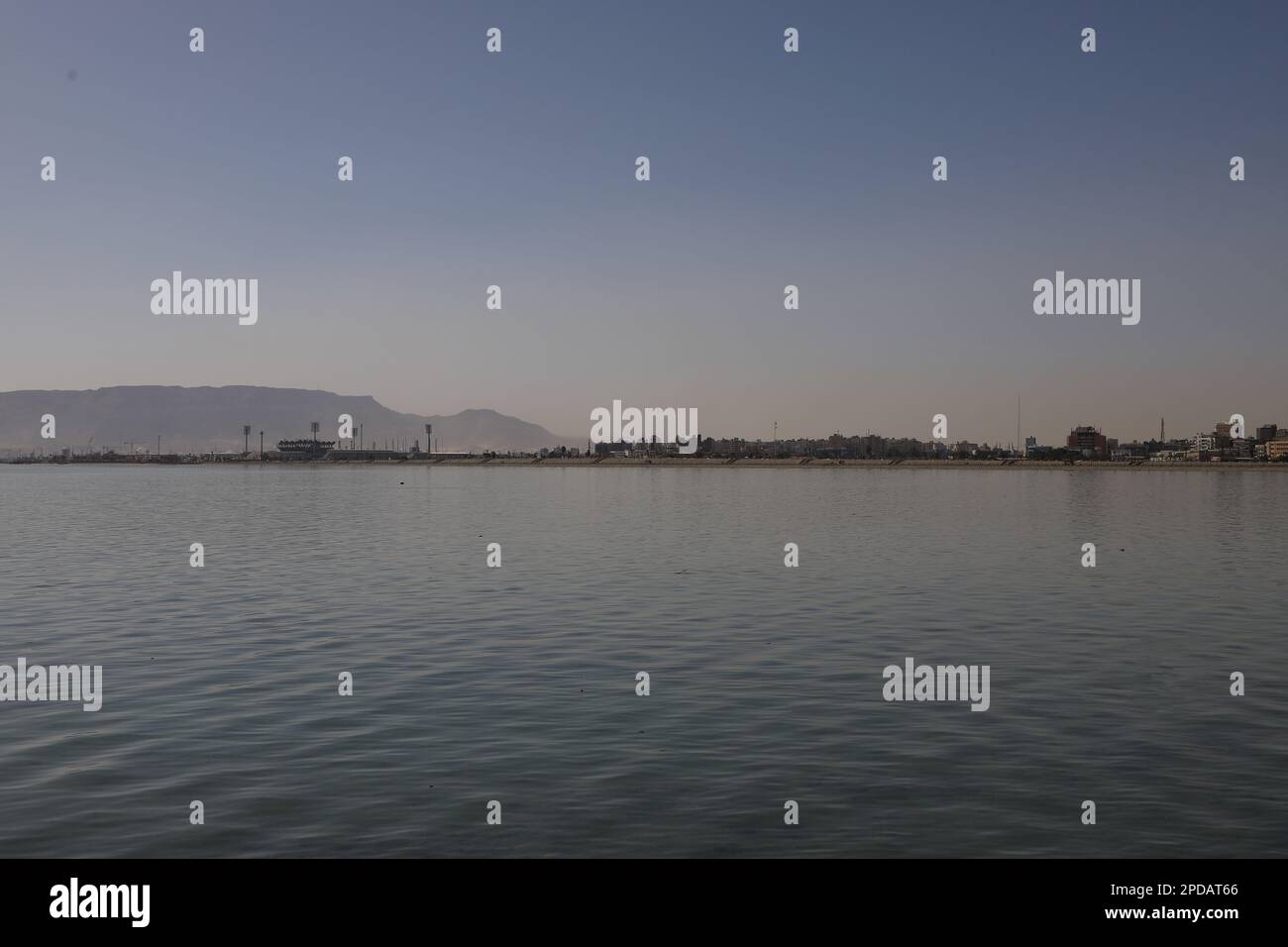 Ataqa Mountain on the Gulf of Suez Stock Photo - Alamy