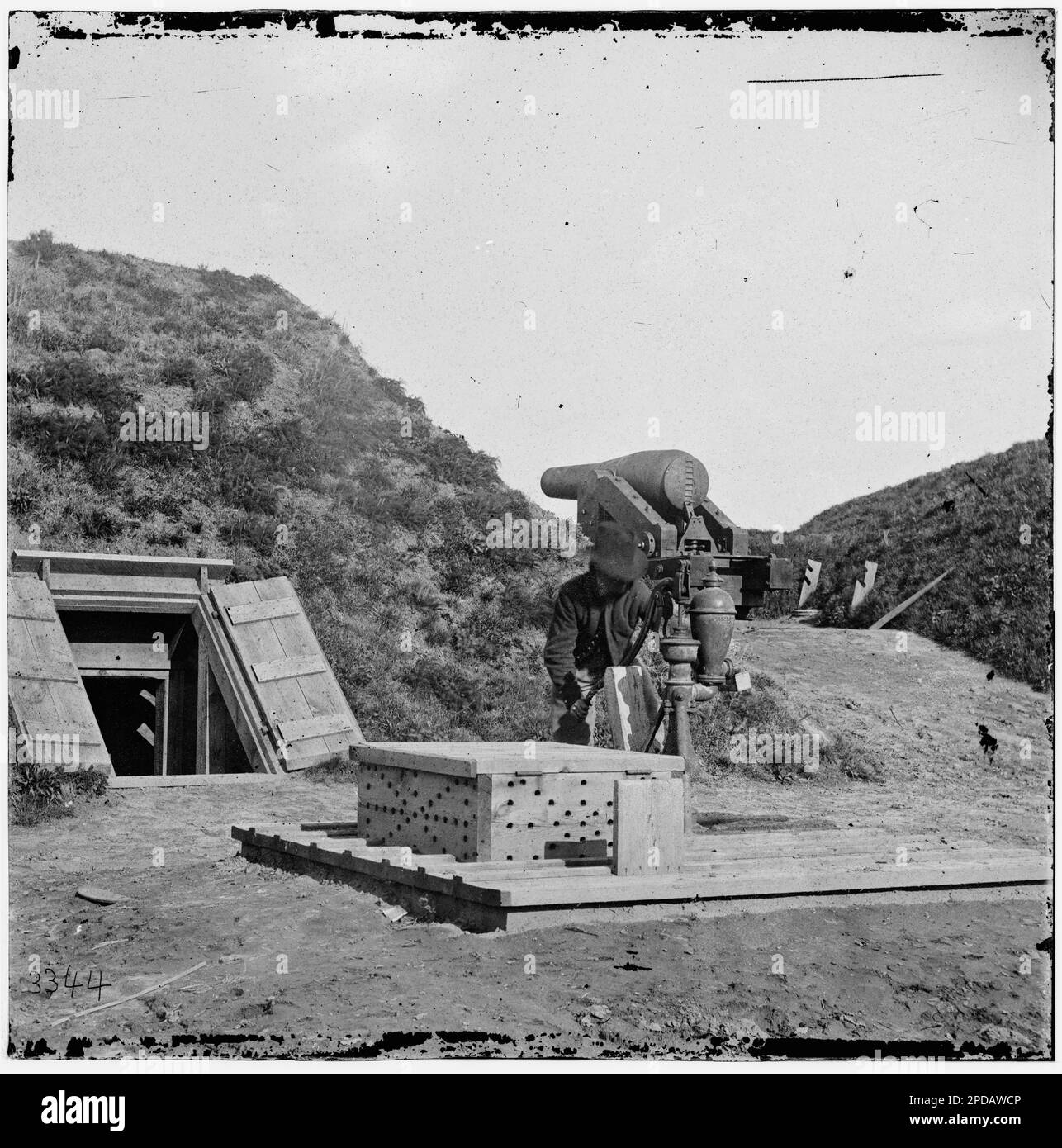Drewry's Bluff, Virginia. Interior of Confederate Fort Darling on the ...