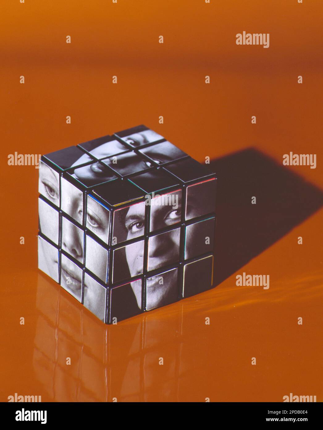 Faces still hi-res stock photography and images - Alamy