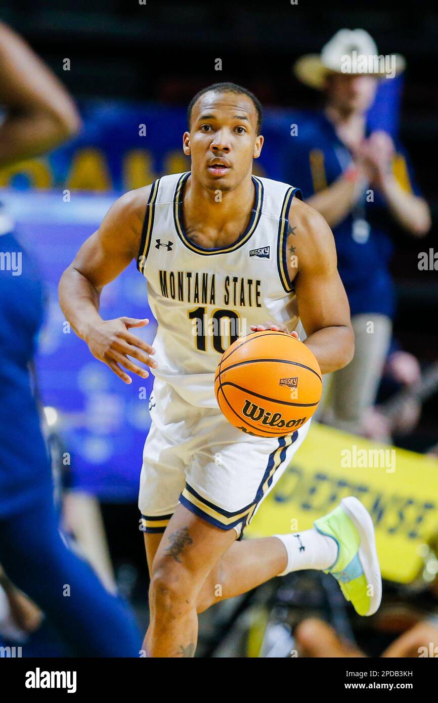Montana State guard Darius Brown II (10) brings the ball up court ...