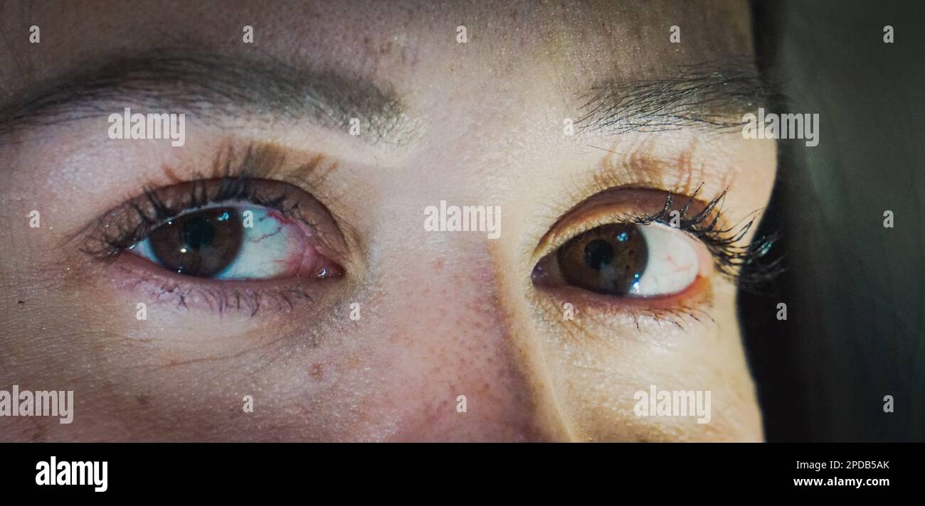 Womans eyes hi-res stock photography and images - Alamy