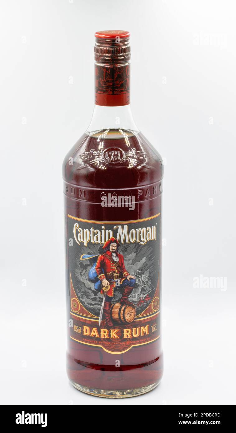 Captain morgan rum bottle hi-res stock photography and images - Alamy