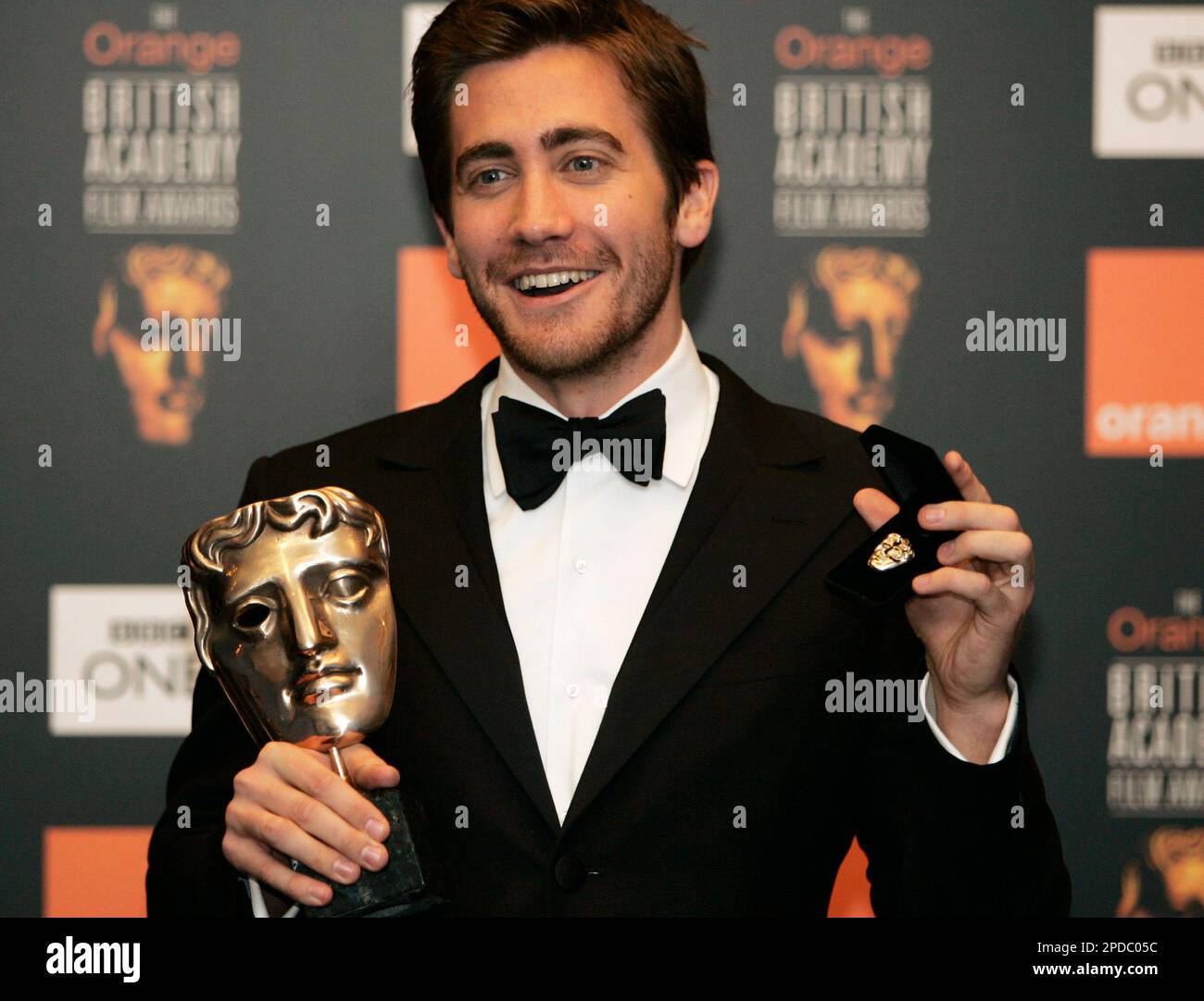 American actor Jake Gyllenhaal with his award for Best Supporting Actor ...