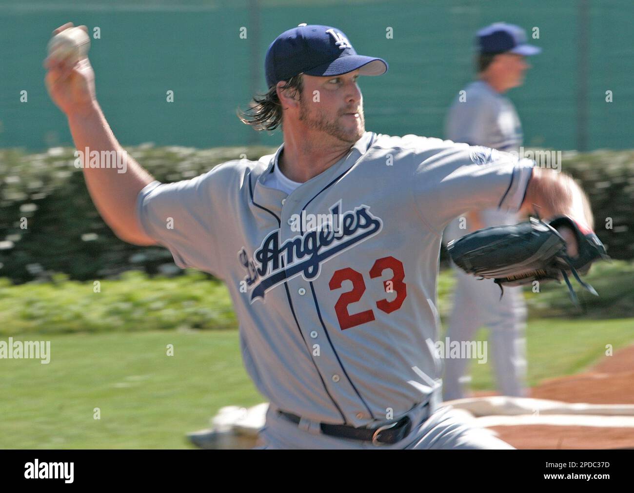 Los Angeles Dodgers pitcher Derek Lowe thows from the practice mounds ...