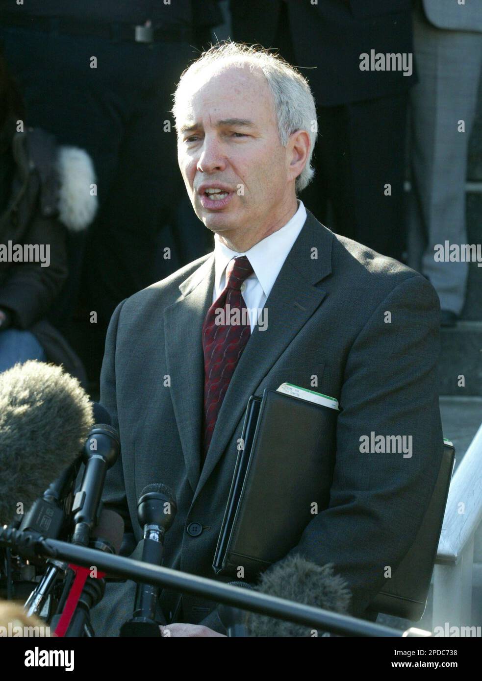 Neil Entwistle's defense attorney Elliot Weinstein makes a statement in ...
