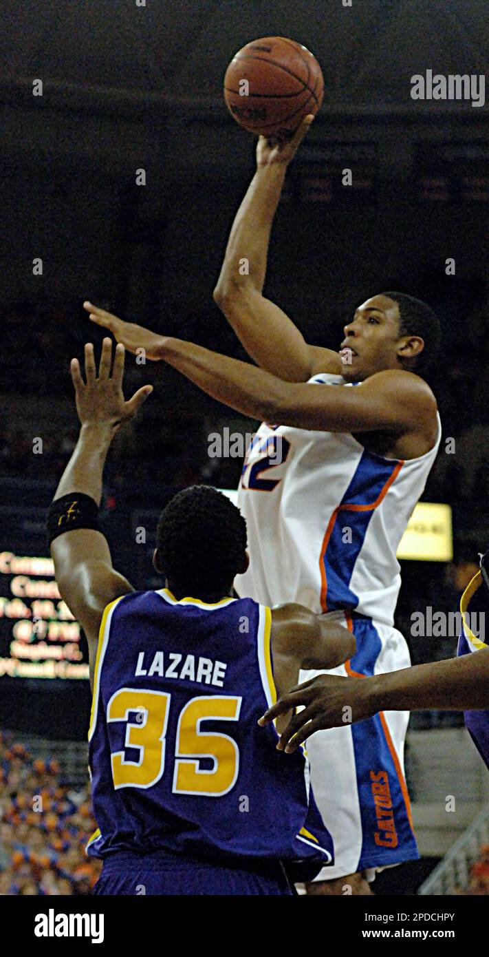 Florida's Al Horford (42) goes for two points with Louisiana State's ...