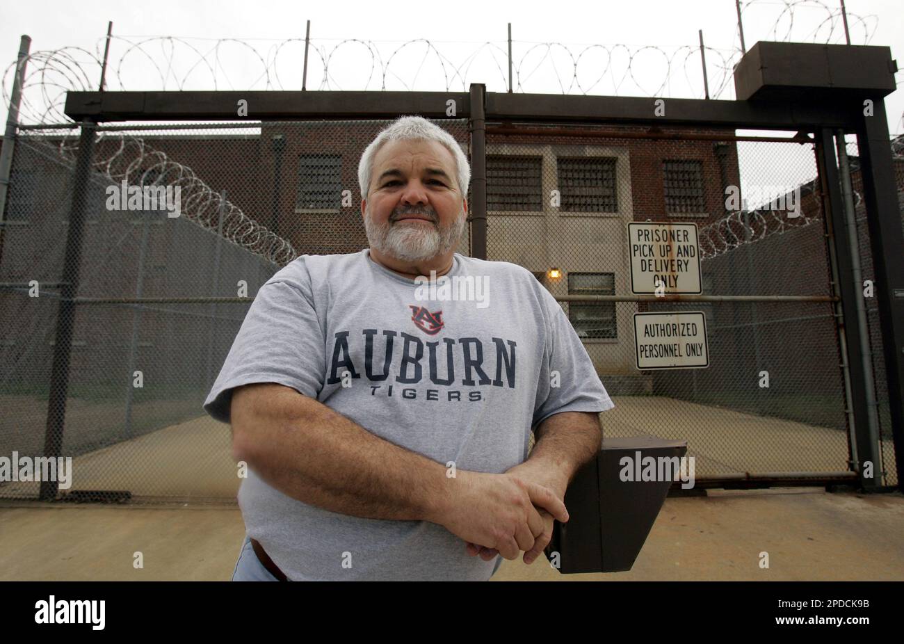 Rod Spraggins poses in front of the Chambers County Jail, Friday, Feb ...