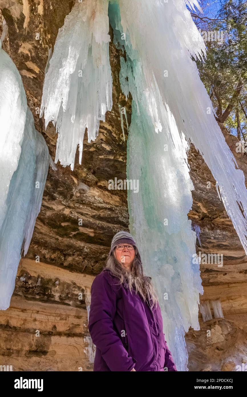 Water seeps into the sand hi-res stock photography and images - Alamy
