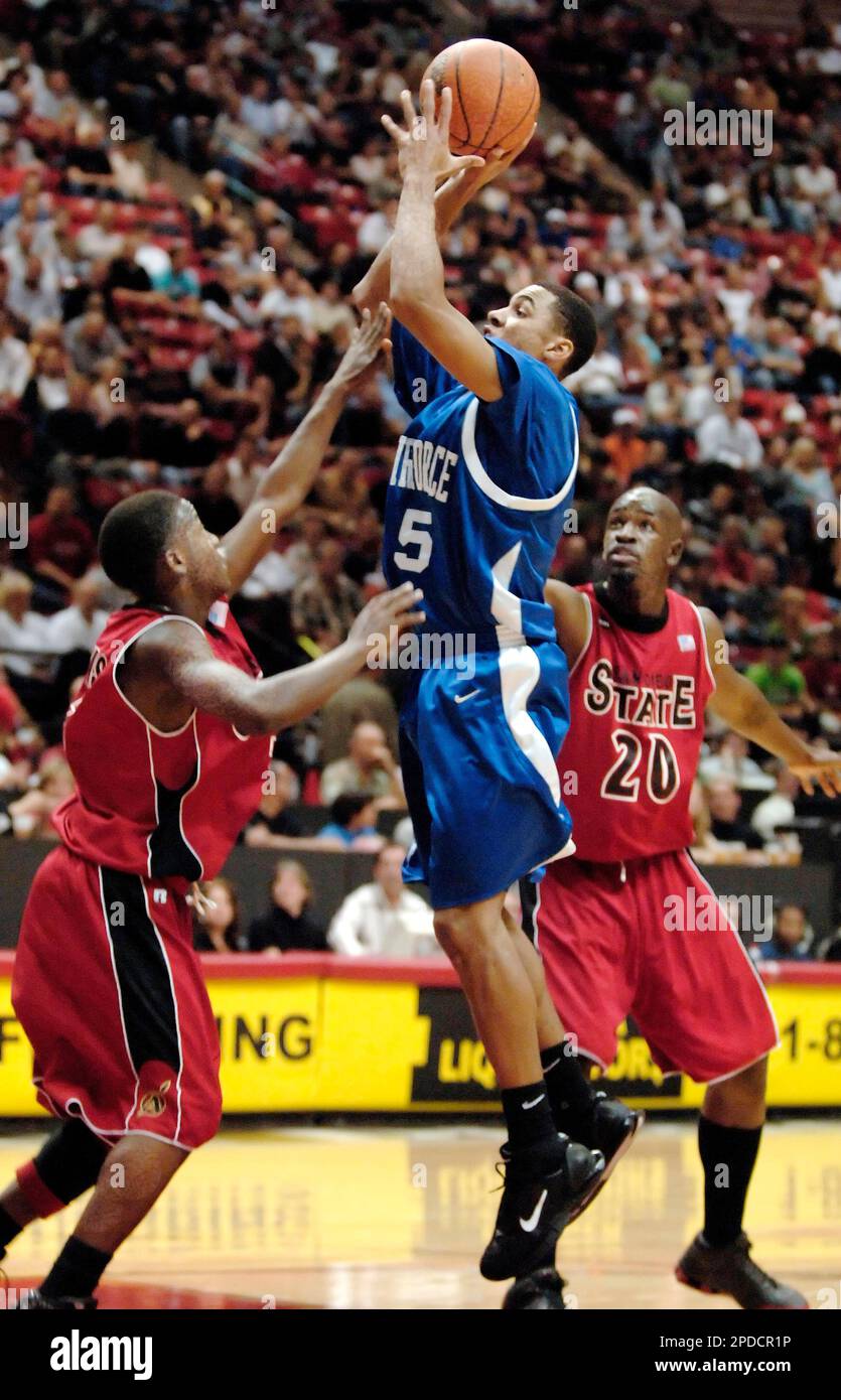 Air Force's Matt McCraw (5) shoots over of San Diego State's Richie ...