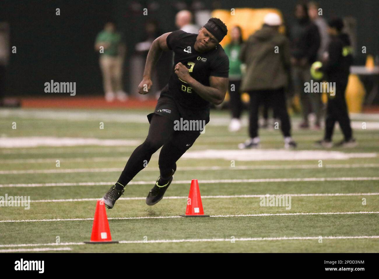 Oregon football player DJ Johnson (2) participates in a shuttle drill ...