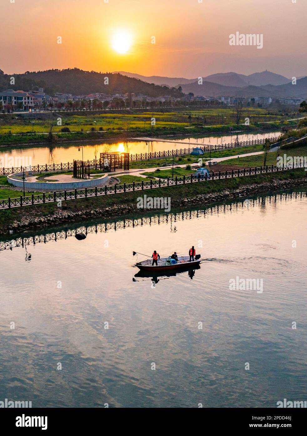 PINGXIANG, CHINA - MARCH 13, 2023 - River cleaners patrol the Xiangdong ...