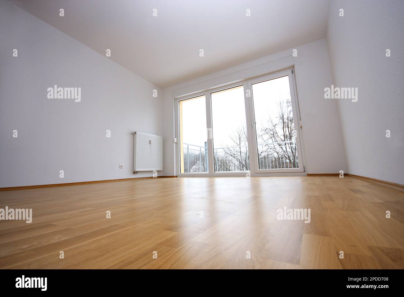 Flat horizontal hi-res stock photography and images - Alamy