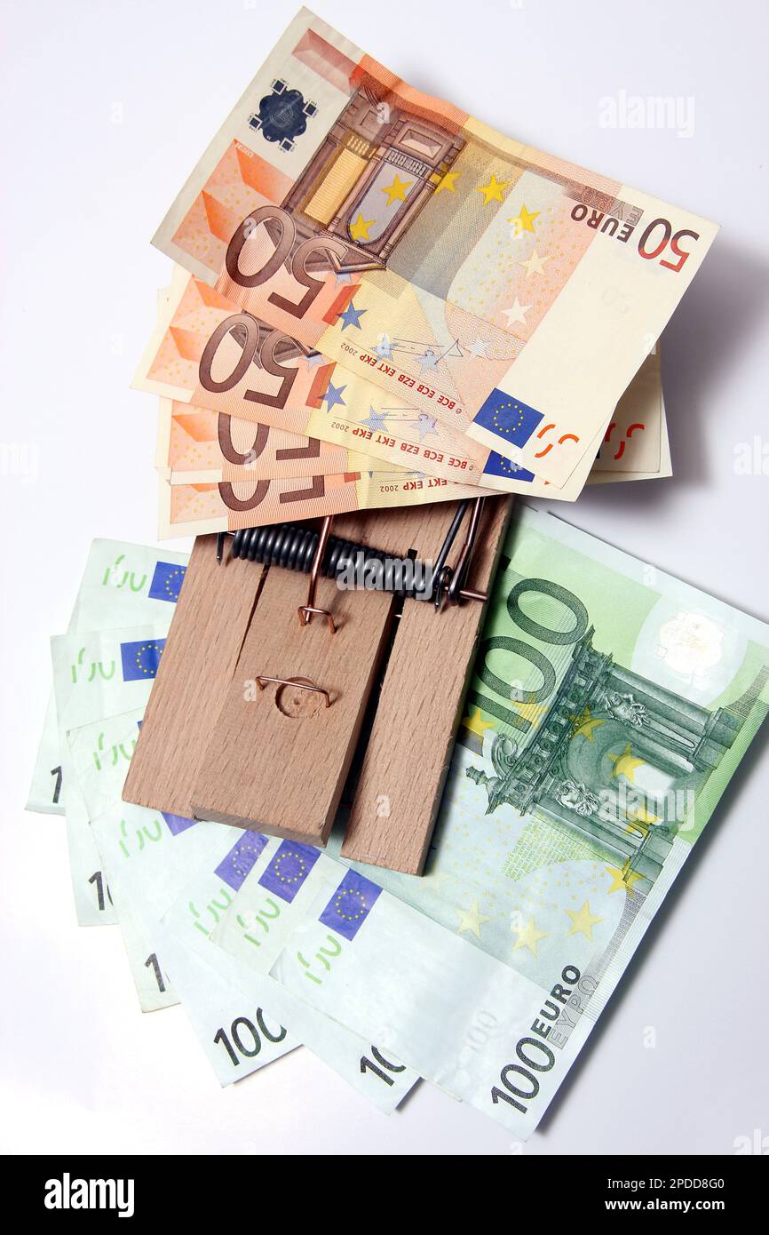 wooden mousetrap with Euro bills, cutout Stock Photo - Alamy