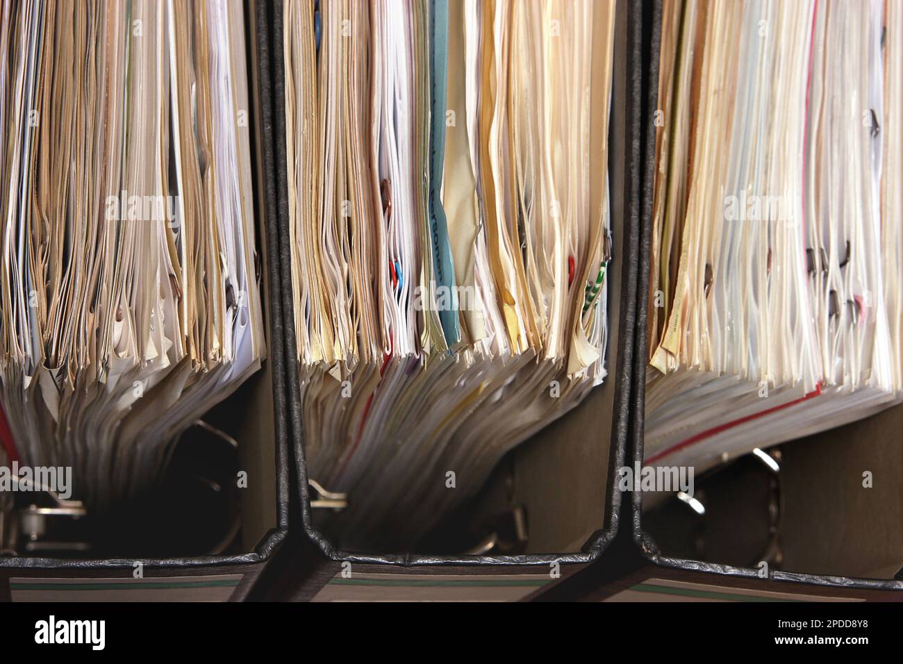 Office full of papers hi-res stock photography and images - Alamy