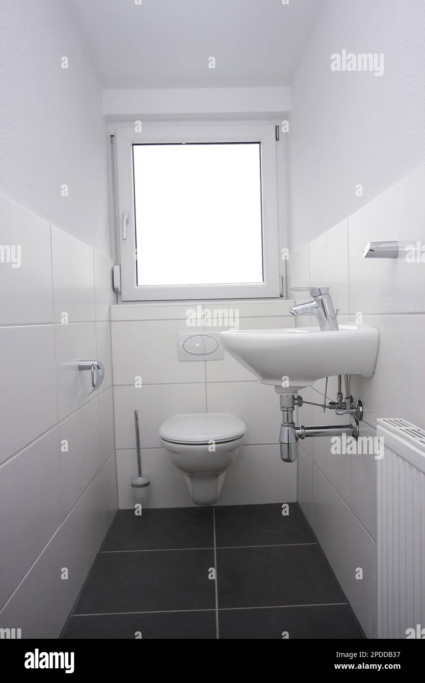 Empty properties hi-res stock photography and images - Alamy