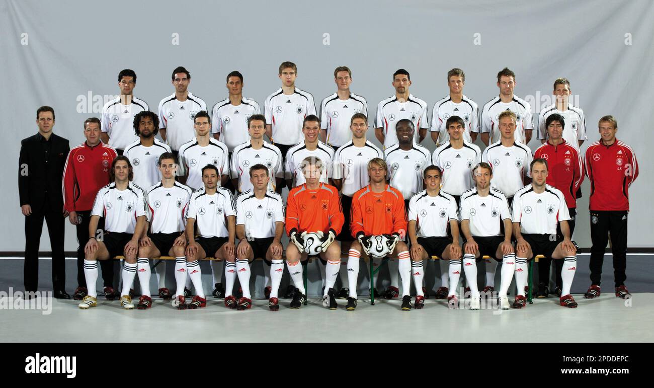 Players of the German national soccer team pose for a group photo in ...