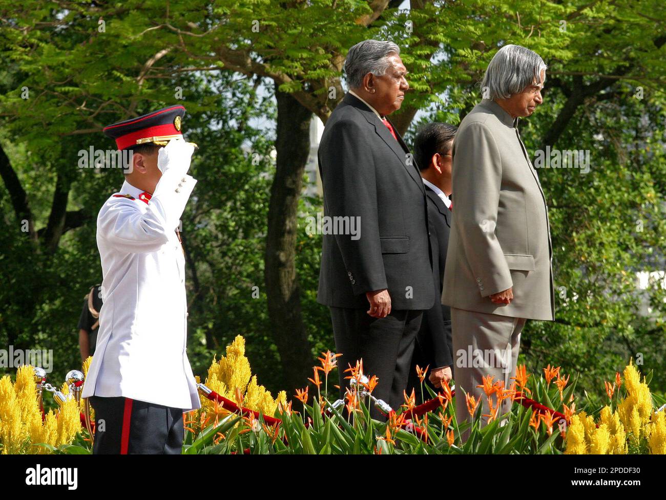 India's President Dr Avul Pakir Jainulabdeen Abdul Kalam, right, and ...