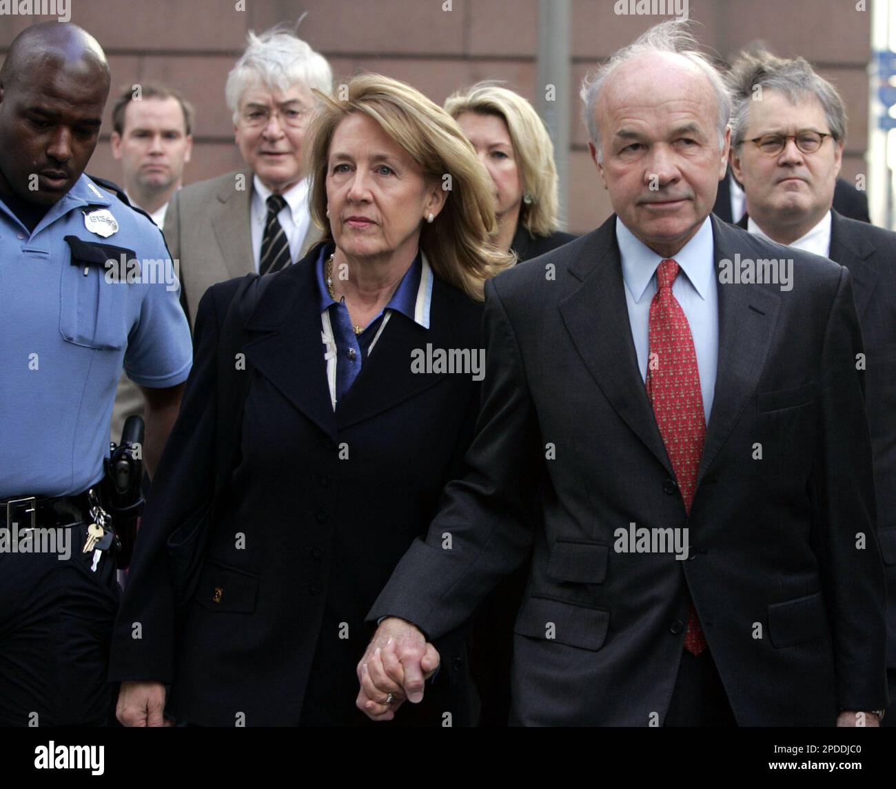 Enron founder Ken Lay and his wife Linda make their way to federal ...