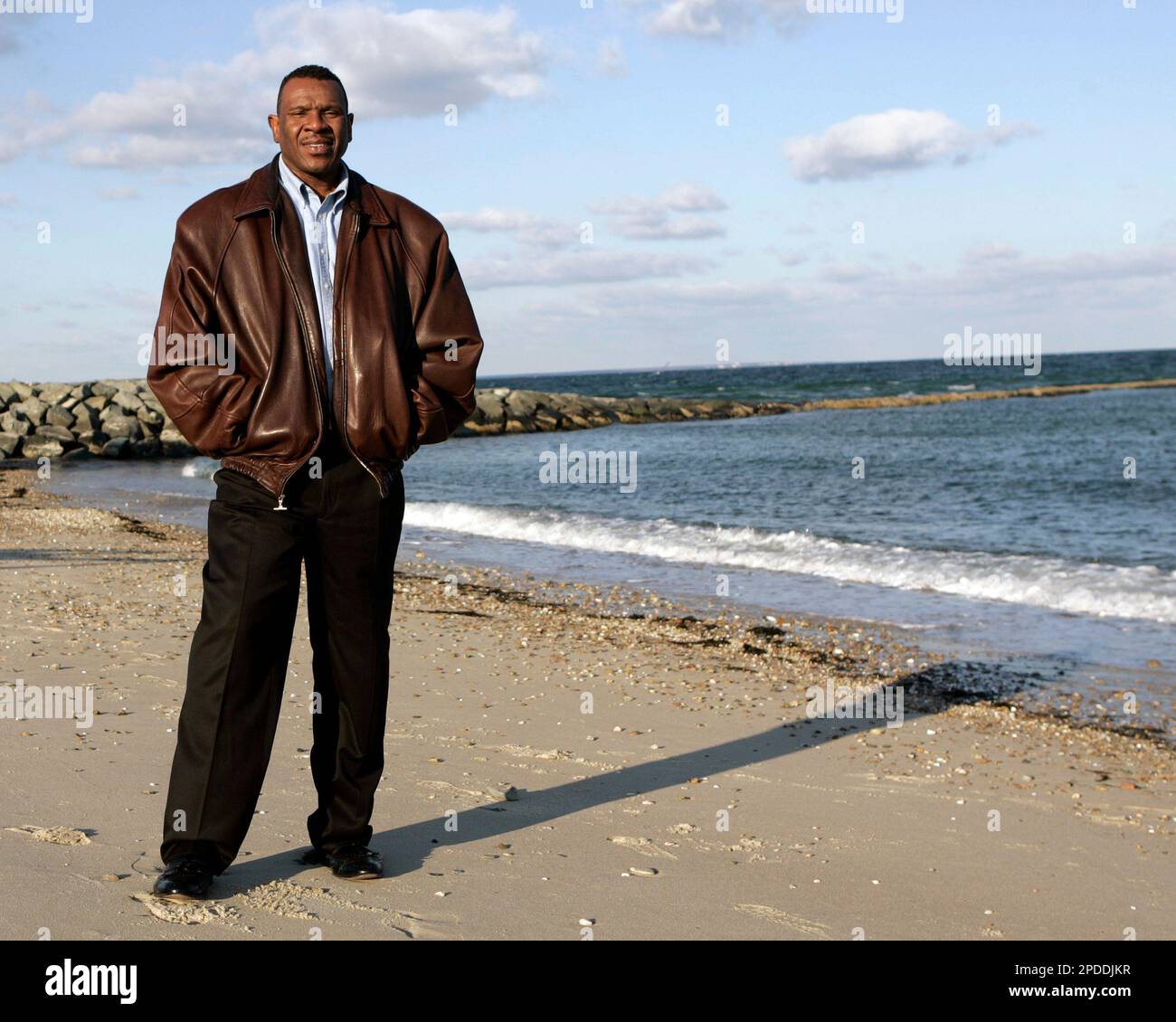 Former NFL lineman, Roy Simmons, who is one of three former NFL players ...