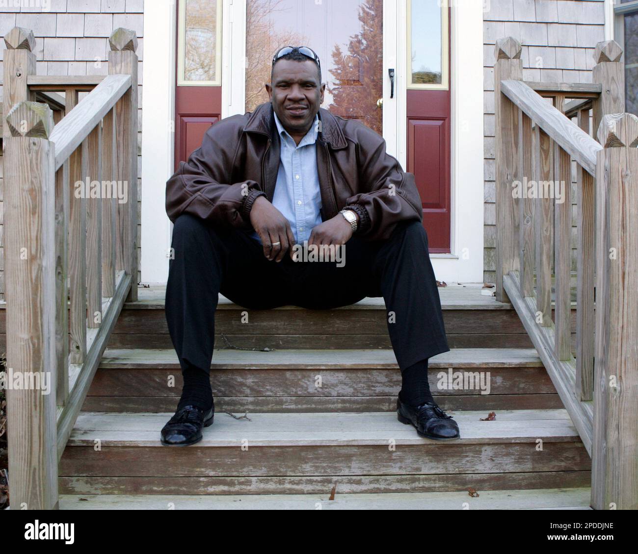 Former NFL lineman, Roy Simmons, who is one of three former NFL players ...