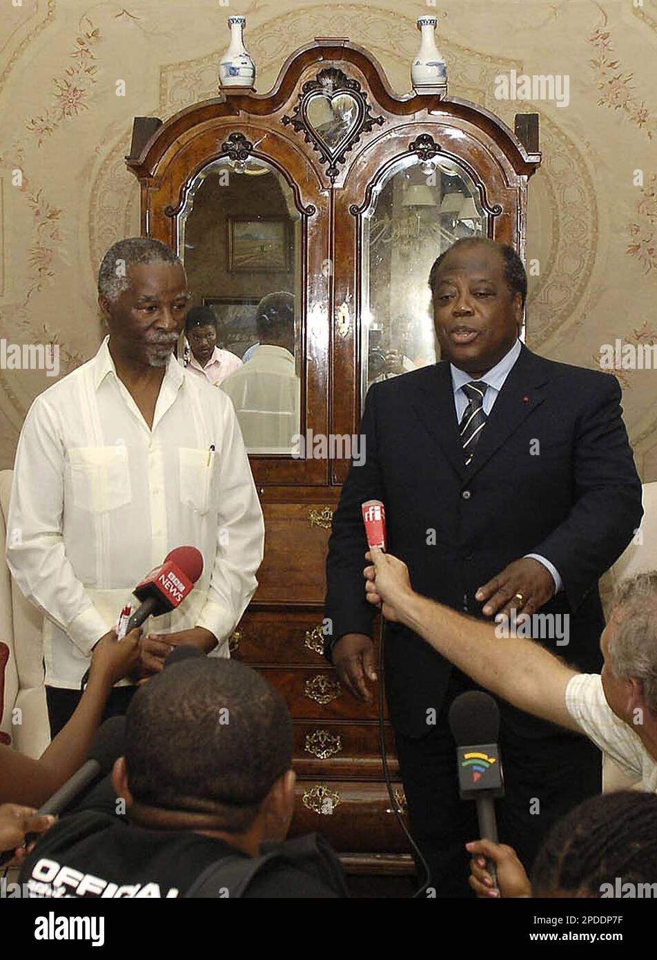 South African President Thabo Mbeki, left, with the Prime Minister of ...