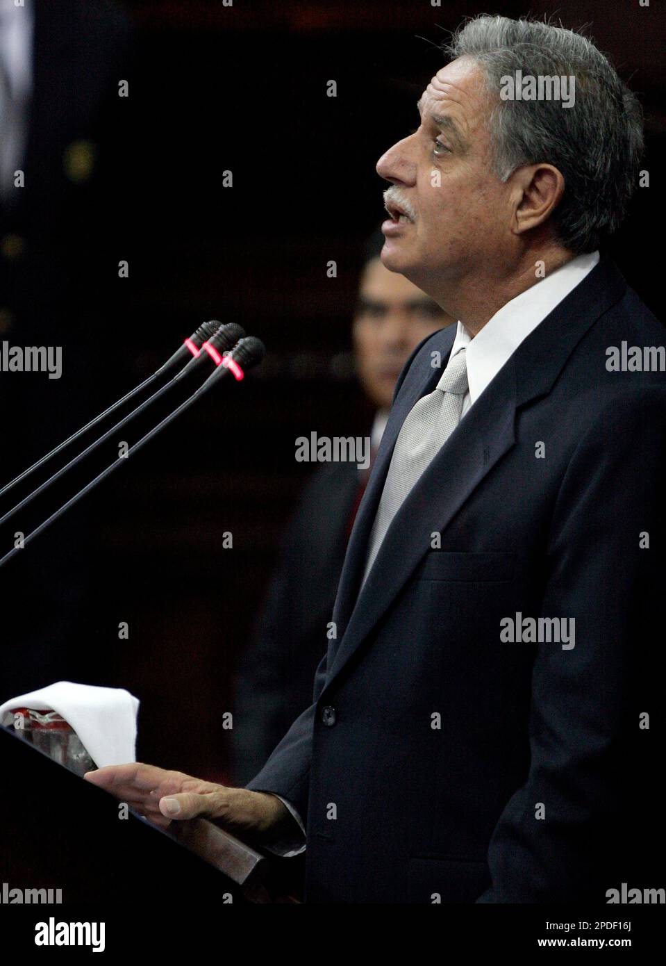 Guatemalan President Oscar Berger adresses the Congress for his second ...