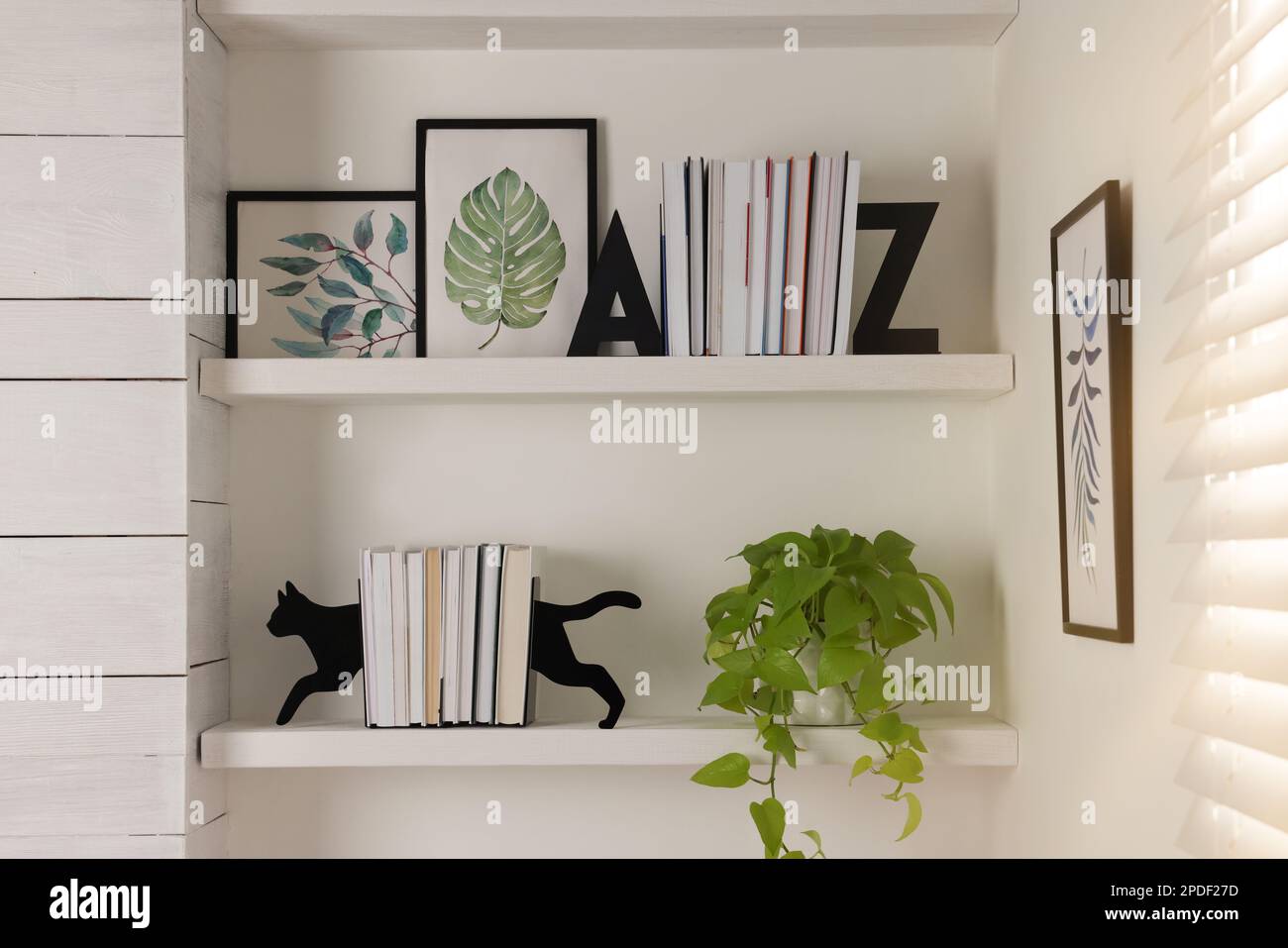 Houseplant other decor on hi-res stock photography and images - Alamy