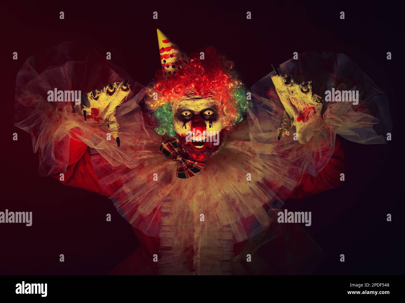 Terrifying person in mask hi-res stock photography and images - Alamy