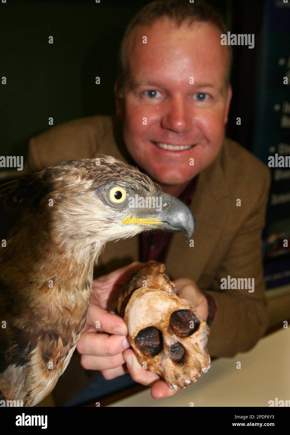 Paleo-anthropologist at the University of the Witwatersrand, Lee Berger ...