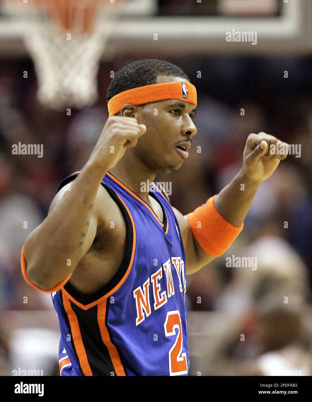 New York Knicks' Quentin Richardson (23) celebrates in the final minute ...