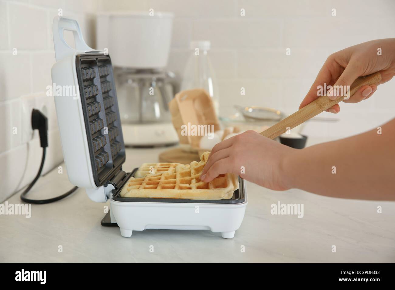 Wafer making machine hi-res stock photography and images - Alamy