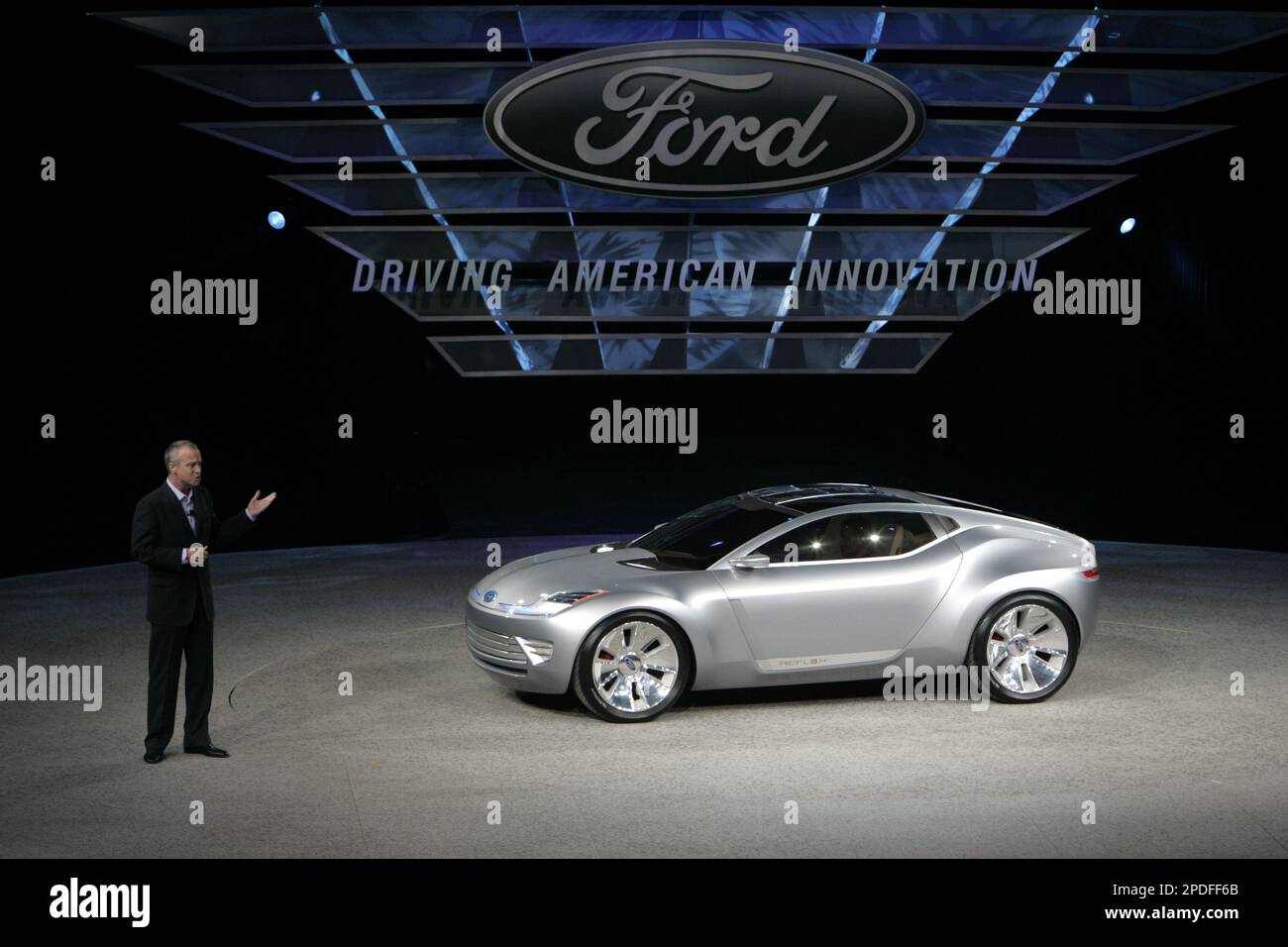J Mays, Ford group vice president of design unveils the Ford Reflex ...