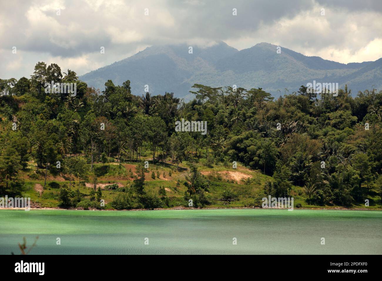 Mount empung hi-res stock photography and images - Alamy
