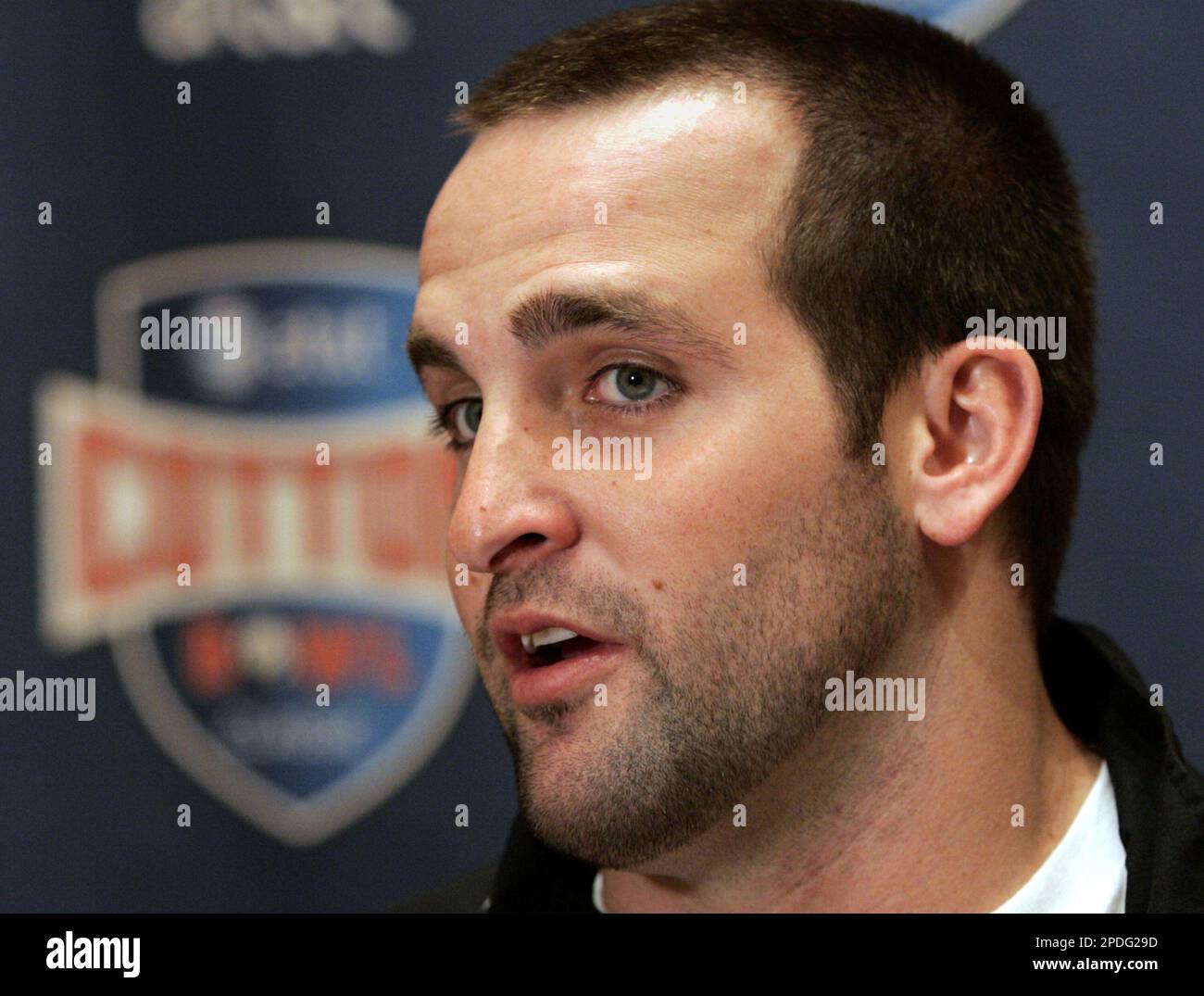 Texas Tech football quarterback Cody Hodges responds to a question ...