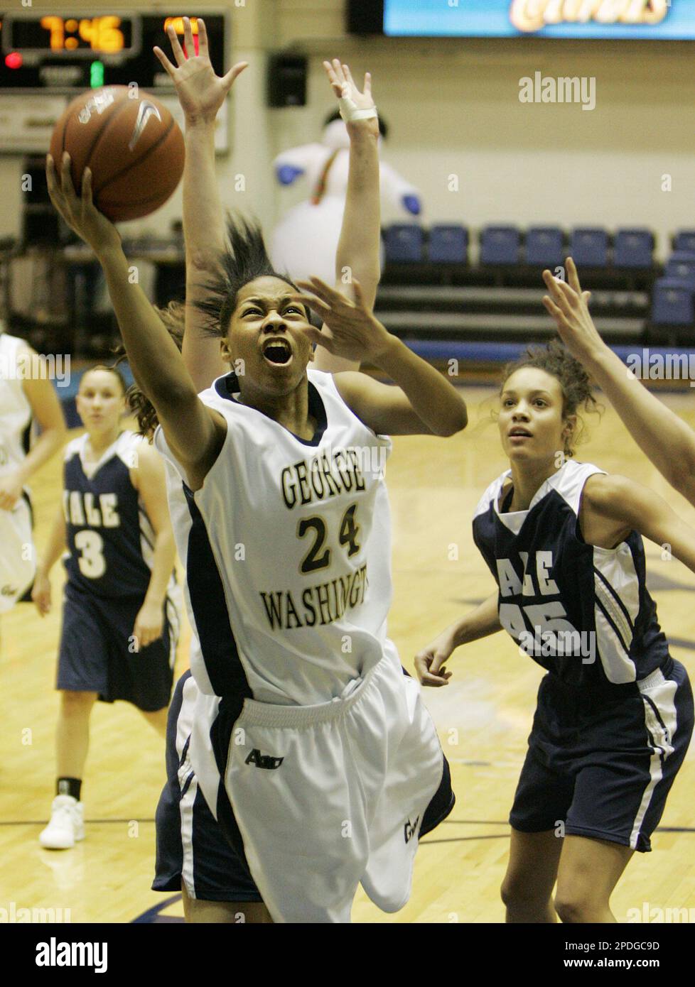 George Washington's Corinne Turner (24) shoots a lay up against Yale's ...