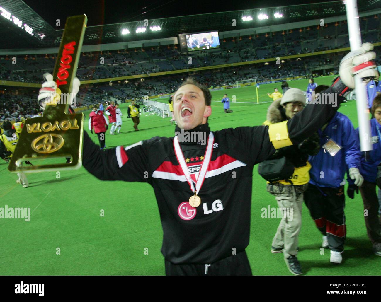 Sao Paulo FC goalkeeper Rogerio Ceni shows the key of a Toyota vehicle ...