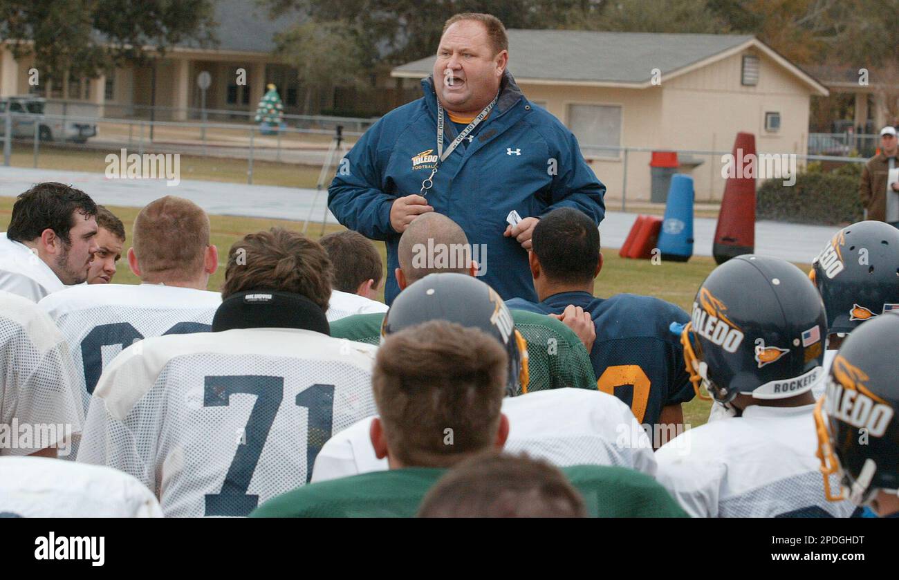 Toledo football coach Tom Amstutz talks to his team Saturday Dec. 17 ...
