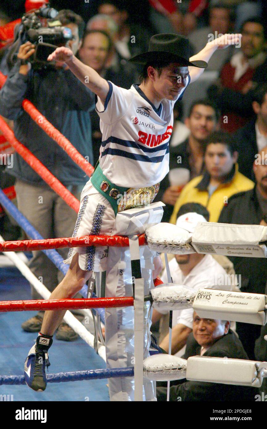Mexico's Jorge " Travieso" Arce celebrates after defeating Nicaragua's ...